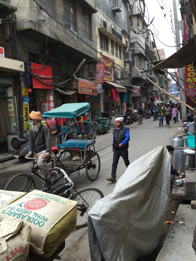 Streets of pakistan editorial photo. Image of city, streets - 59767031