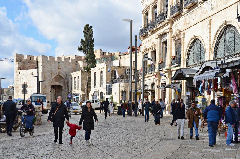 Streets of Jerusalem editorial photography. Image of house - 83895392