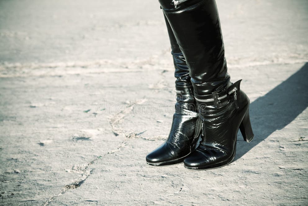 Streetwalker stock photo. Image of woman, glamour, womn - 6917440