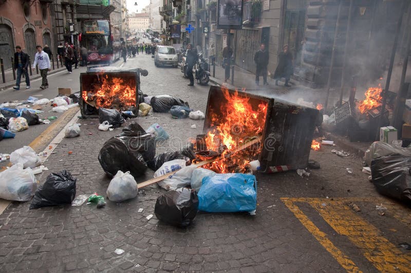 Strike in naples editorial stock photo. Image of banner - 17353988