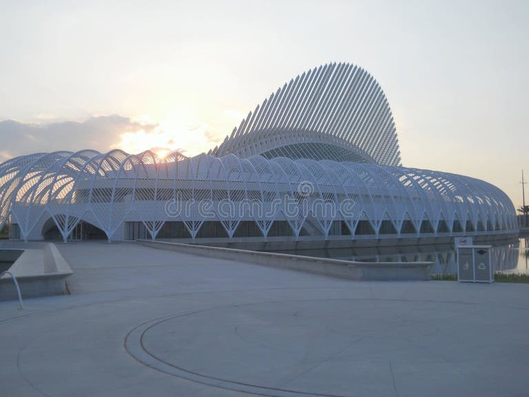 Florida Polytechnic University IST Building at Sunset Editorial Photo ...