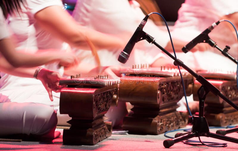 Striking the Saron stock image. Image of esplanade, east - 9504571