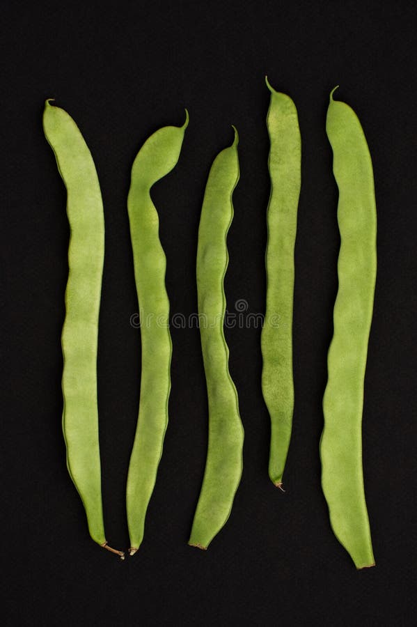 String Fresh Young Beans Black Textural Background Stock Photos - Free ...