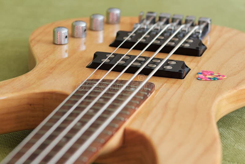 5 Strings Bass Guitar and a Pick Stock Image - Image of sound, musical ...