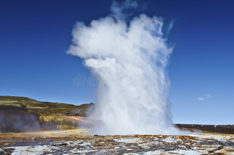 Geyser in Iceland stock image. Image of island, explosion - 27625359
