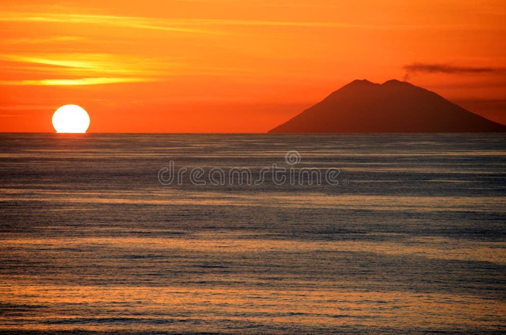 Stromboli at sunset stock image. Image of magma, firework - 13744121