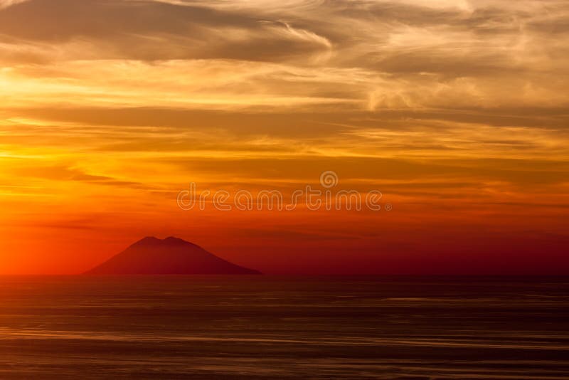 Stromboli Volcano at Sunset Stock Photo - Image of lava, cloud: 61776446