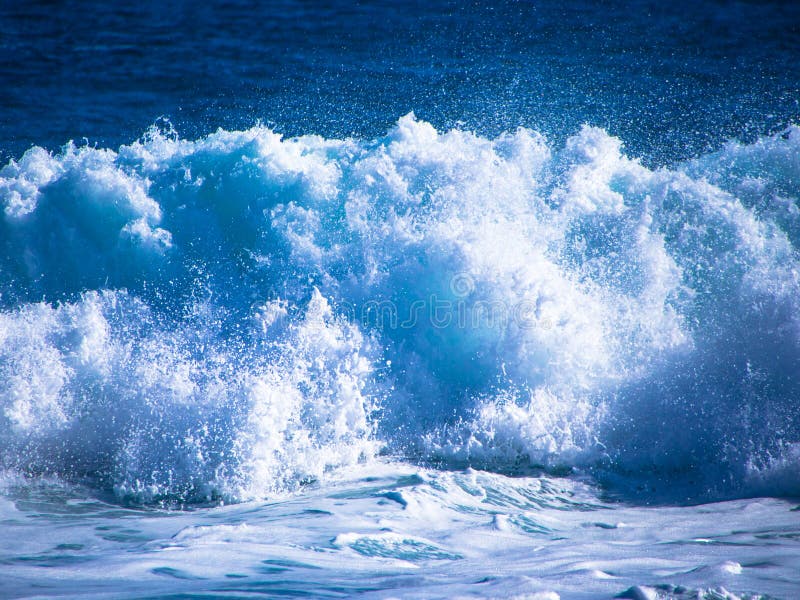 Strong foaming waves stock image. Image of color, nature - 39363267