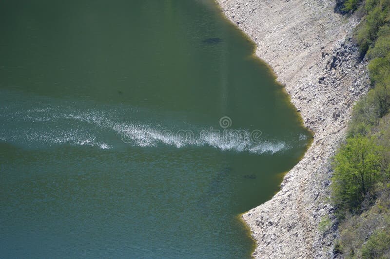 Strong Wind Makes Waves on the Lake Stock Image - Image of cliff, waves ...