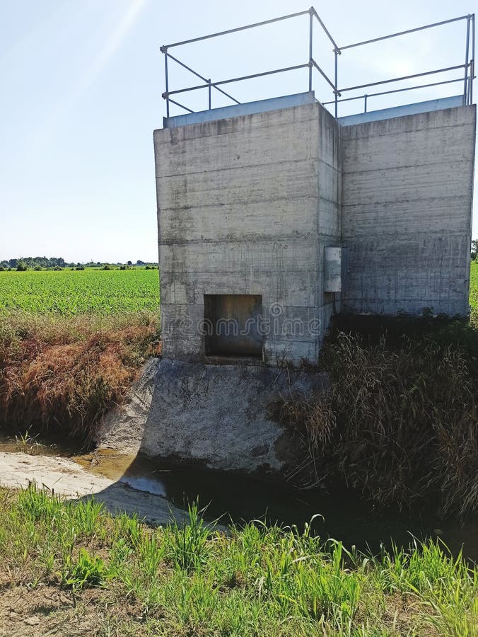 Structure for Irrigation Agriculture Stock Image - Image of tree ...