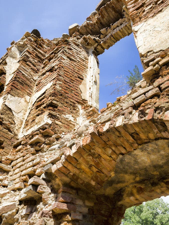 Structure Which is Destroyed Stock Image - Image of stone, small: 223607871