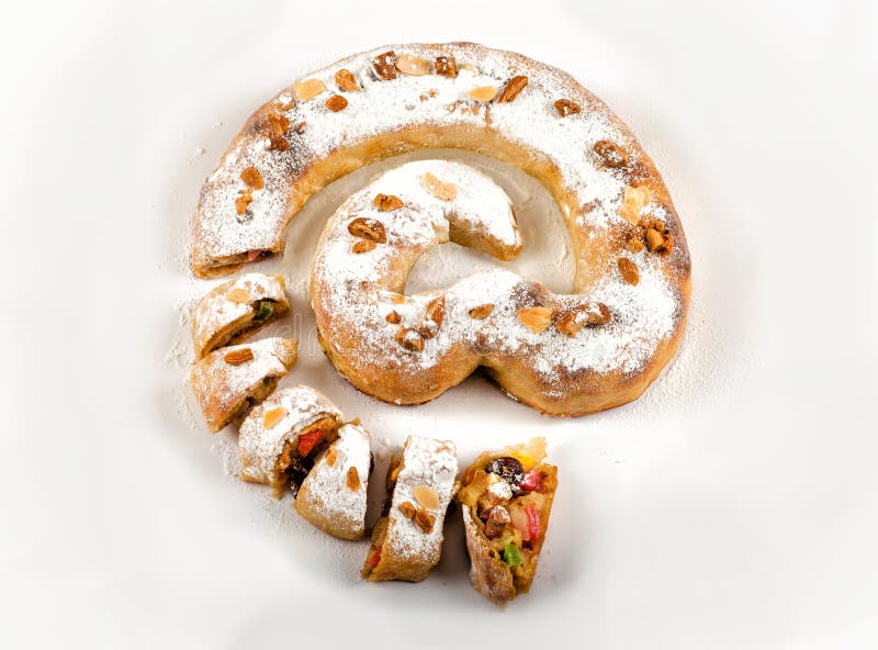 Strudel Wird Als E-Mail-Symbol Gebacken Stockfoto - Bild von torte ...