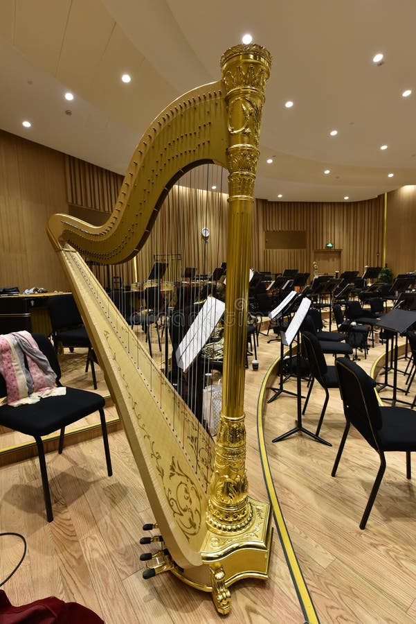 Strumento dell'arpa fotografia stock. Immagine di musicale - 50027746