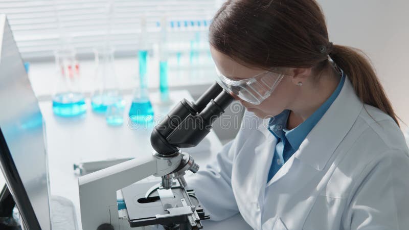 The Student Develops Creativity through Online Education, Using a ...