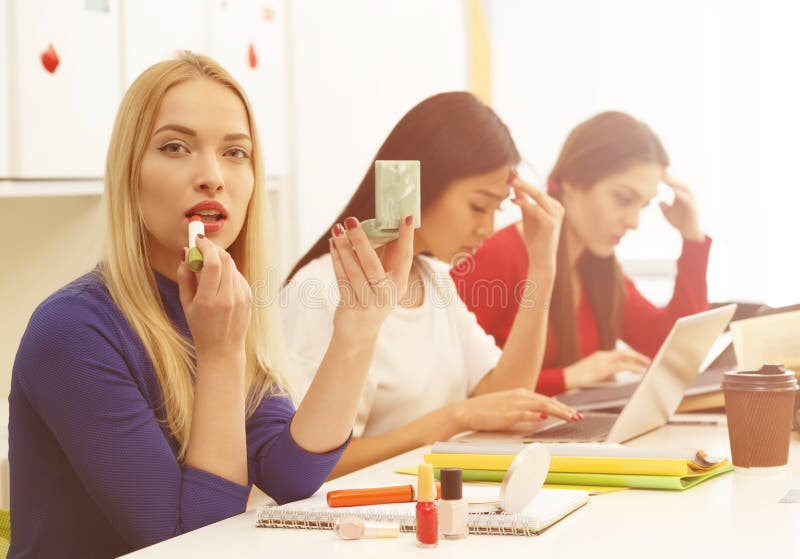 Student doing makeup stock image. Image of education - 71200235