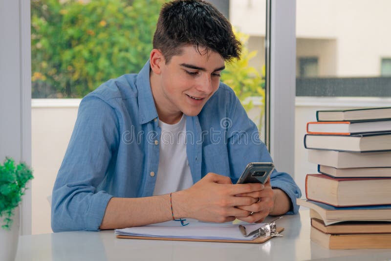 Student with mobile phone stock image. Image of adolescence - 226701067