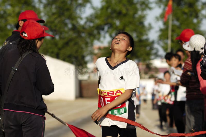 Student movement editorial photography. Image of line - 19496307