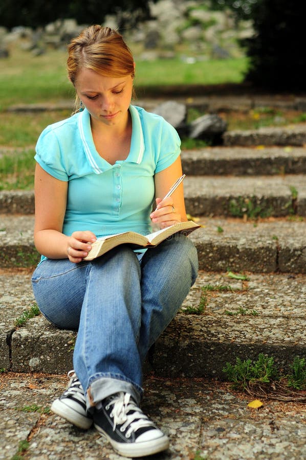 Student Reading stock image. Image of girl, student, read - 6179201