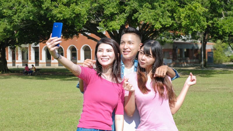 Student selfie happily stock image. Image of smile, cell - 105515365