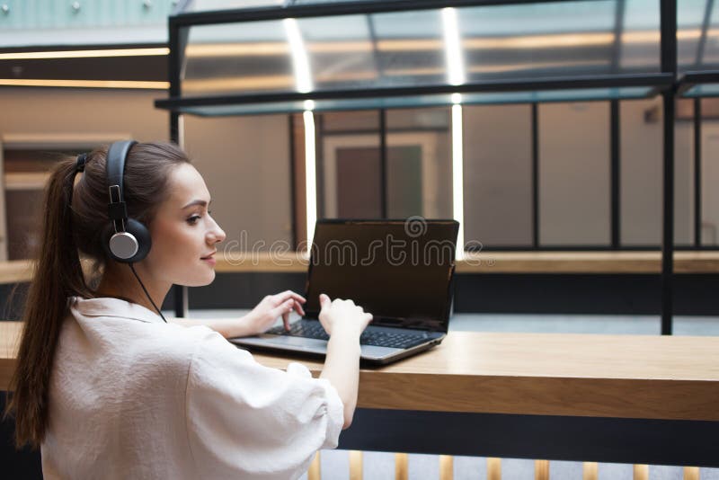 A Student Takes Online Courses in a Group or with a Personal Teacher. E ...