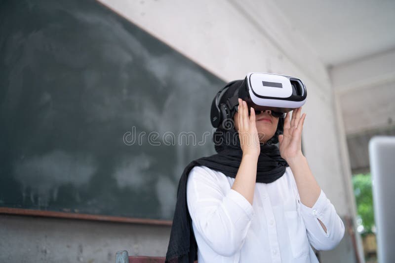 Student wear VR stock photo. Image of home, touch, tech - 116926280