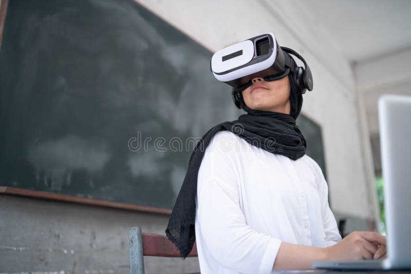 Student wear VR stock photo. Image of glasses, student - 116926256