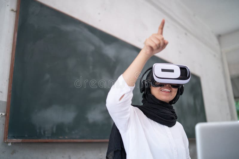 Student wear VR stock photo. Image of display, virtual - 116926278
