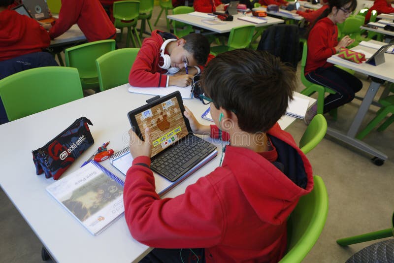 Students in Classroom Using Technology Editorial Photo - Image of main ...