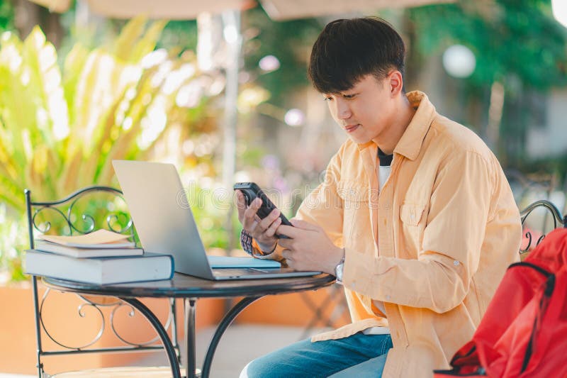 Students are Doing Research and Finding Knowledge on the Internet on ...