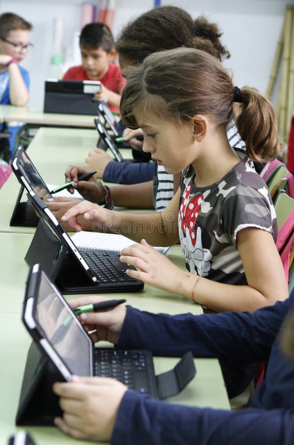 Students Learning the Dangers and the Good Uses of the Internet and ...