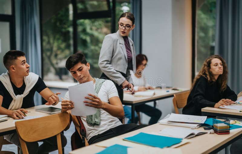 Students Engaged in Classroom Learning with Attentive Teacher Guidance ...
