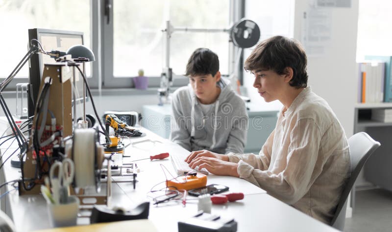 Students Learning 3D Printing Together Stock Image - Image of ...