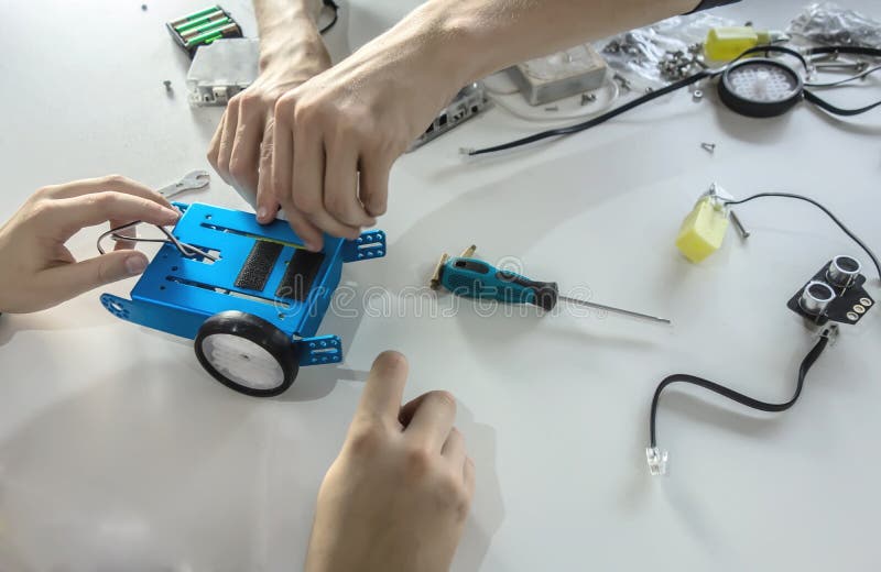 Students Making Future Robot. Robotic, Learning, Technology, Education ...