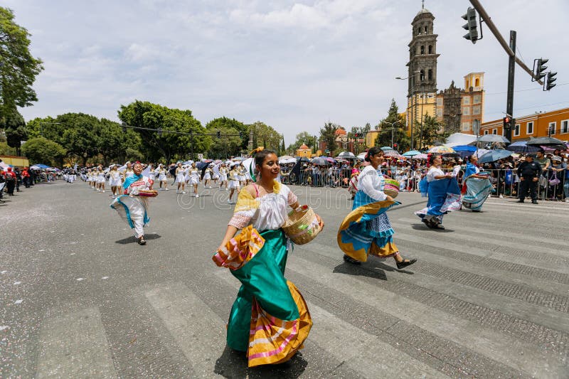 Students Parade in Representation of the Battle of May 5 Editorial ...