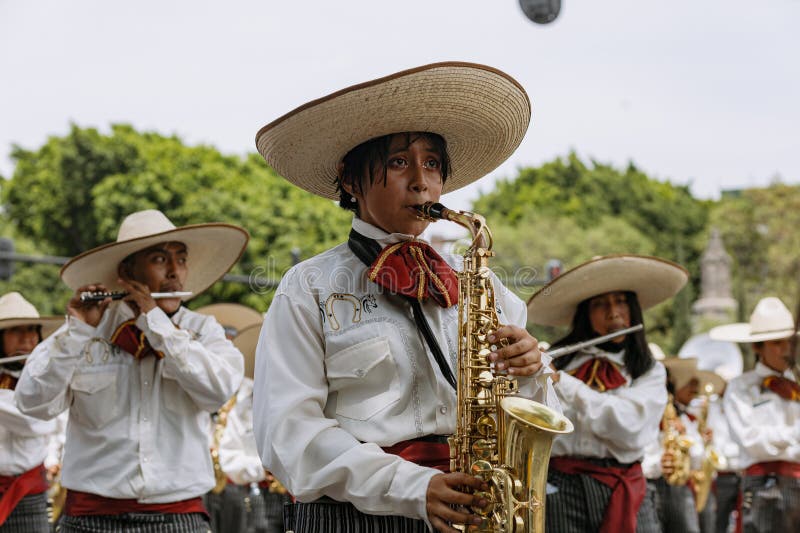 Students Parade in Representation of the Battle of May 5 Editorial ...