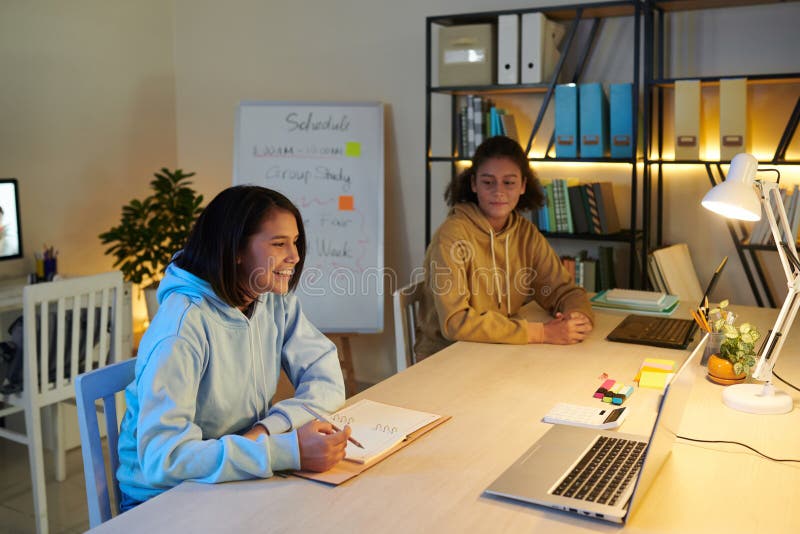 Students Studying in Common Room Stock Photo - Image of college, learn ...