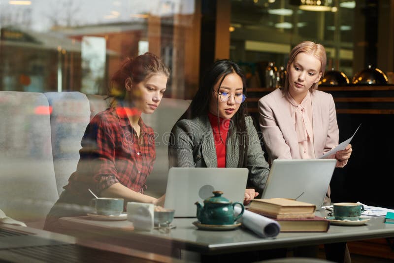 Students Working on Laptop Computers Stock Photo - Image of cafe ...