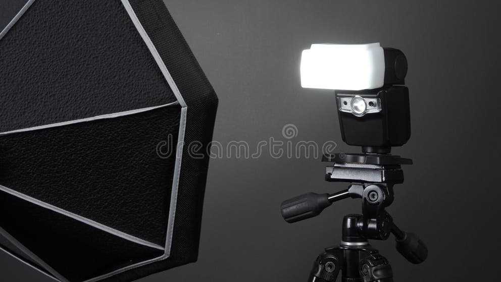 Studio Light and Back Drop and Soft Box Set Up for Shooting Photo or ...
