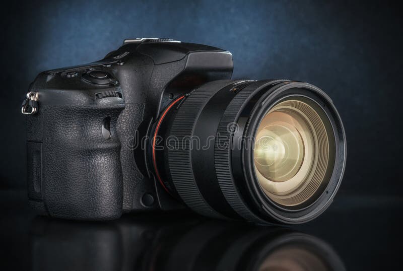 Digital SLR Camera with a Lens Stock Image - Image of dark, lens: 123639071