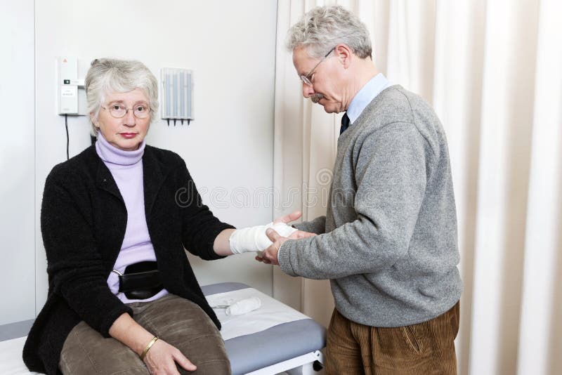 Stukad handled fotografering för bildbyråer. Bild av försäkring - 40272163