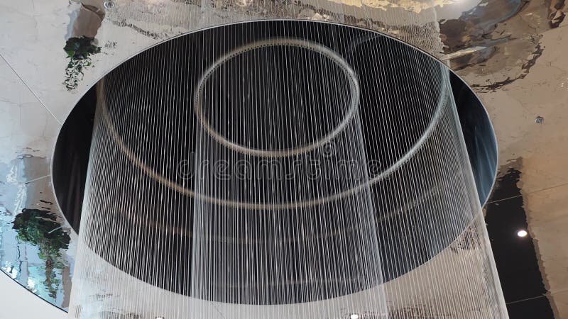 A Stunning Circular Water Feature that Showcases Unique Architecture ...