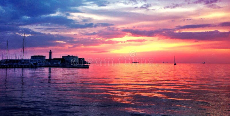 Stunning Italian Sunset at the Sea Stock Image - Image of ship, sunset ...