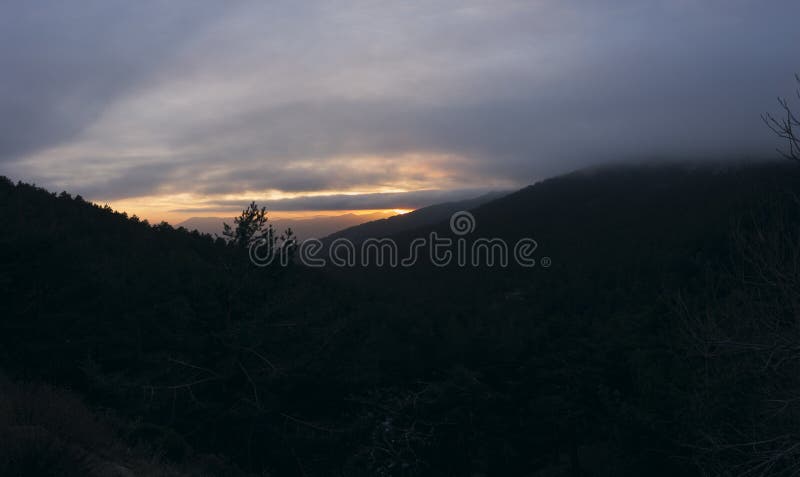 Stunning Sunset between Mountains Stock Image - Image of cloud, scenery ...