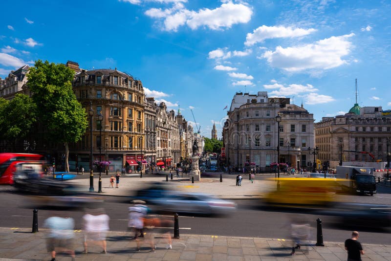 Stunning View of Trafalgar Square in London, England Editorial Stock ...