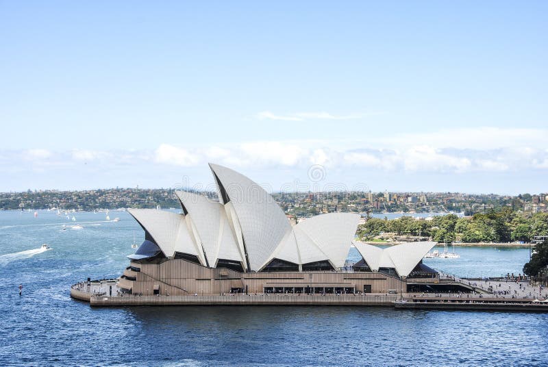 Stunning Views of the Sydney Opera House Against a Blue Sky Editorial ...