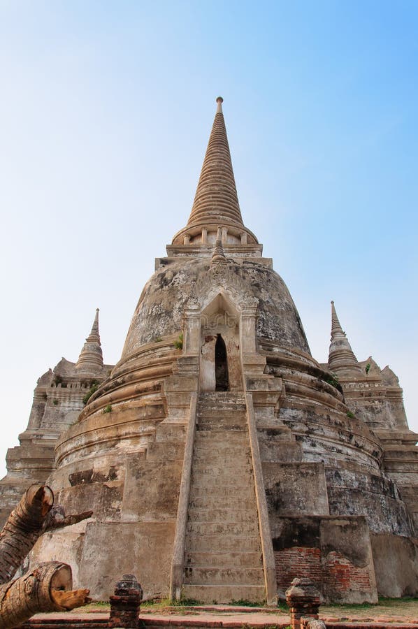 Stupa in ayudhya stock image. Image of cultural, time - 30538427