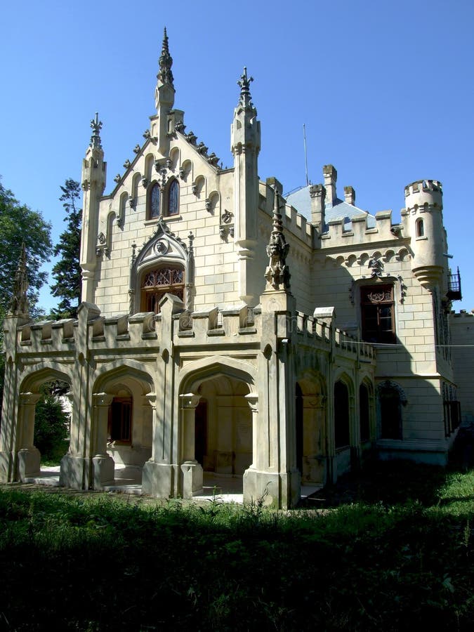 Sturdza замока стоковое фото. изображение насчитывающей солнечно - 16260480