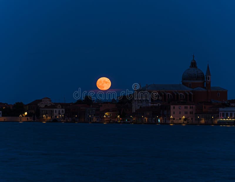 Sturgeon Supermoon Over the Lagoon in Venice, Italy on August 2022 ...