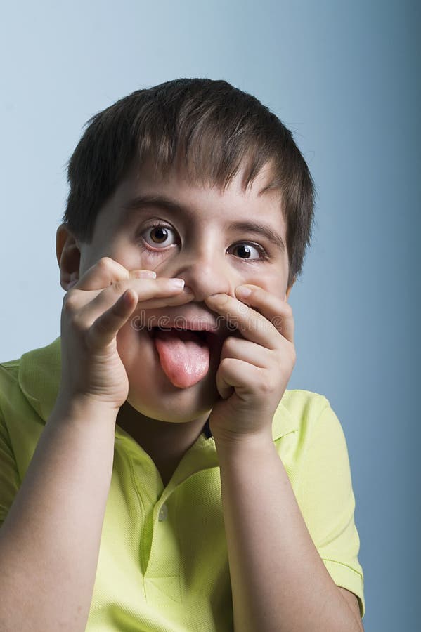 Stygg pojke fotografering för bildbyråer. Bild av styggt - 39978035