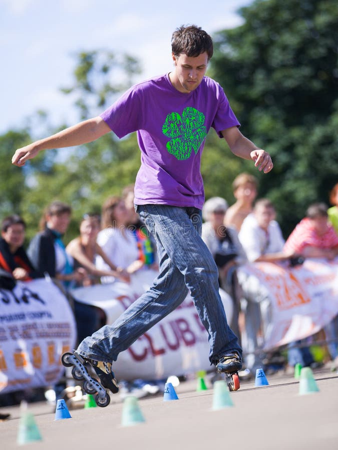 Style-slalom competition editorial image. Image of rollerblade - 28745685